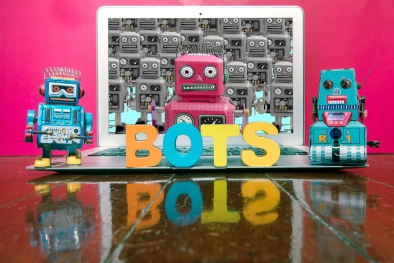 The Top 5 YouTube Bots for Increasing Subscribers and Views - YTServer